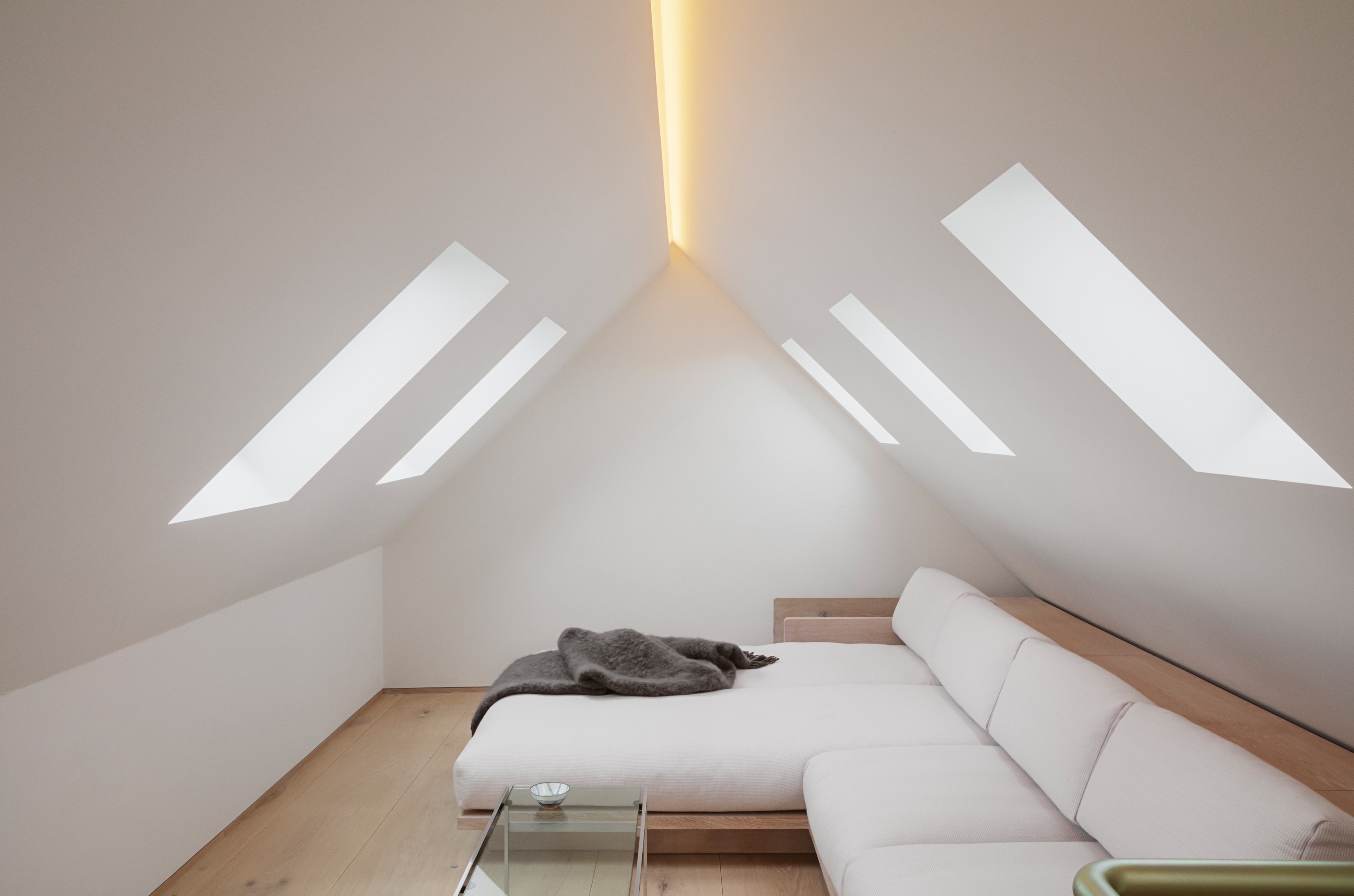 Gallery of Solid Heart Oak Wood Floor in Attic Apartment - 2