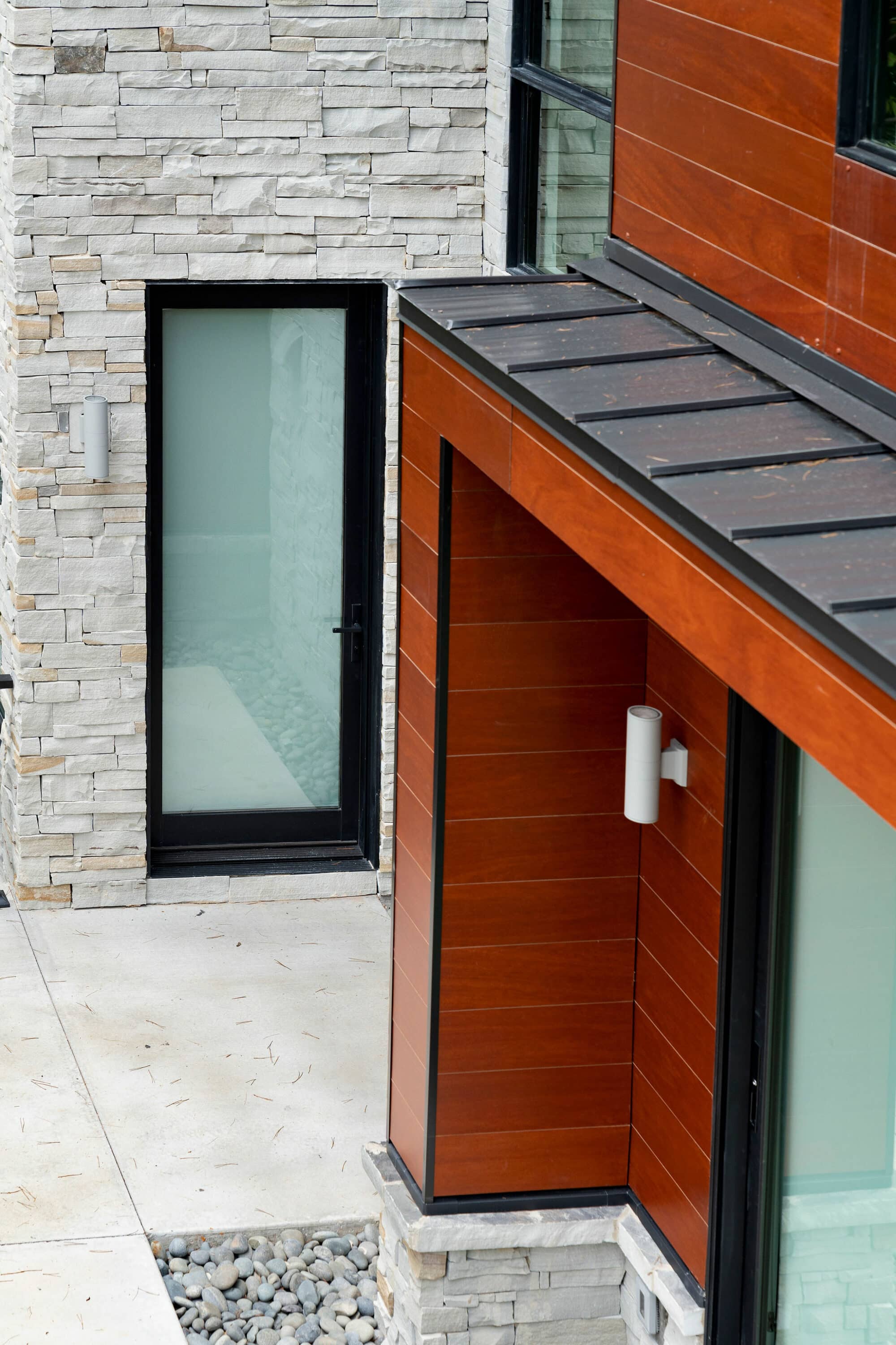 Gallery of Maintenance-Free Wood Siding in Martino Lake House - 6