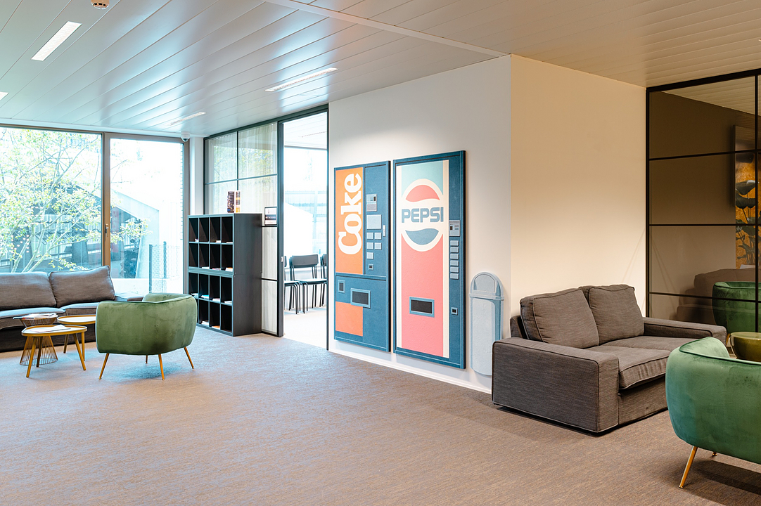 Interior Blind Walls - BaseClick from JUUNOO