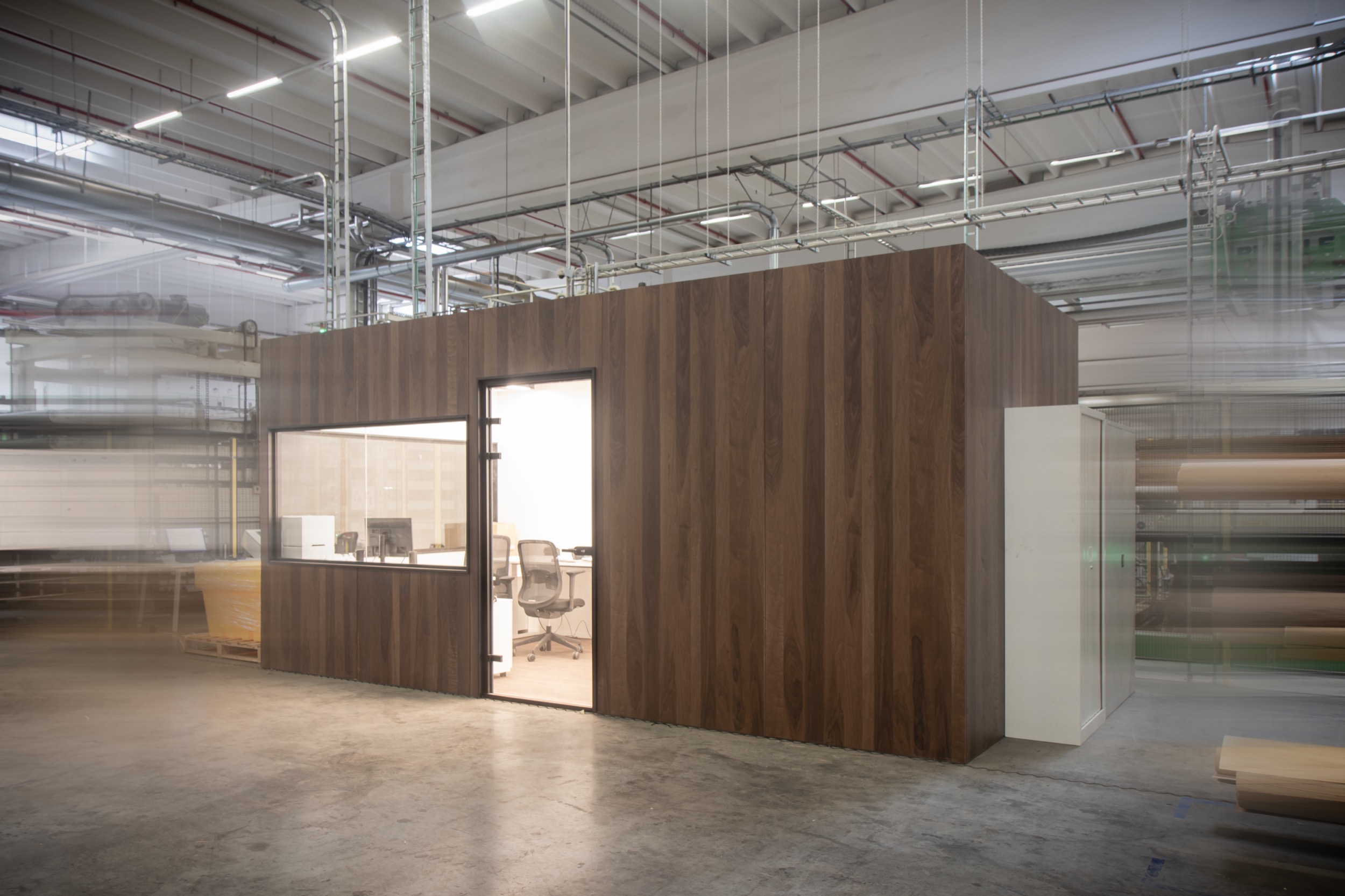 Gallery of Customized Privacy Pods in Decospan Office - 3