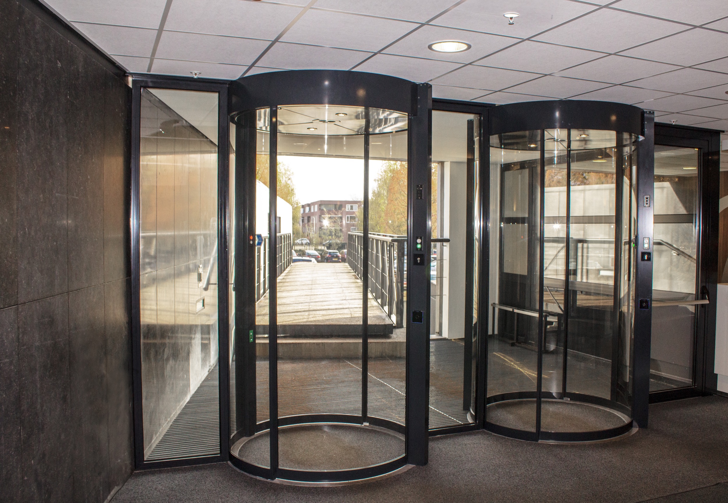 Security Entrance Control - MP100 Security Portal from ASSA ABLOY