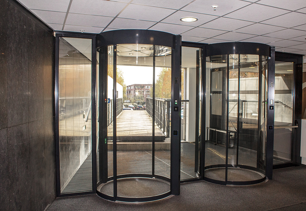 Security Entrance Control - MP100 Security Portal from ASSA ABLOY