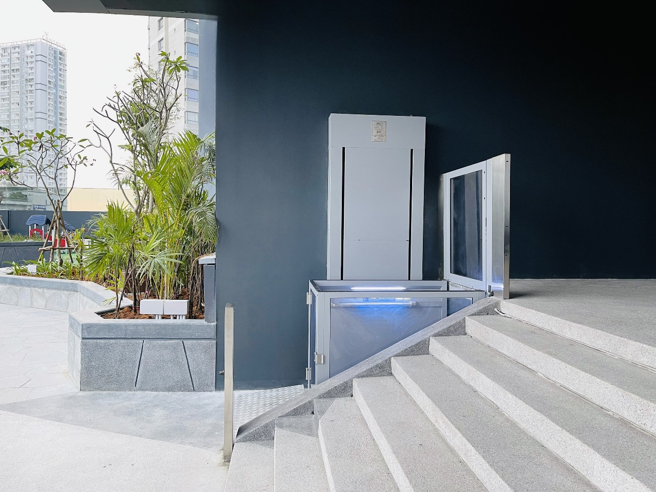 Gallery of Vertical Platform - S11 Plus Platform Lift - 5