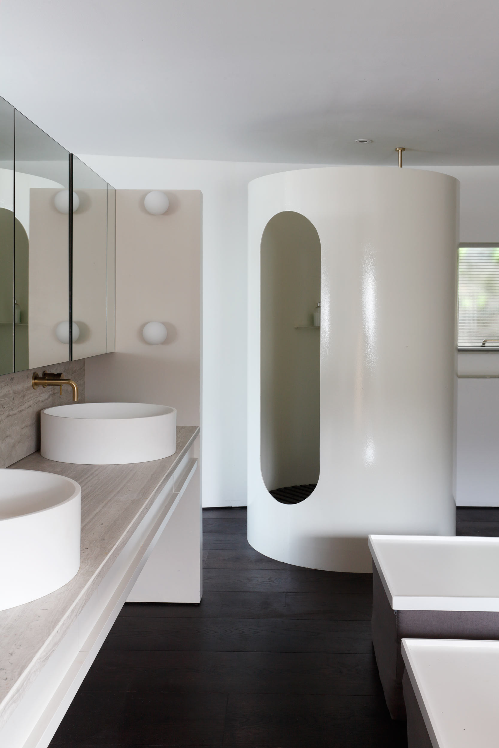 Gallery of Lift & Slide Frameless Windows in Floating Villa - 4