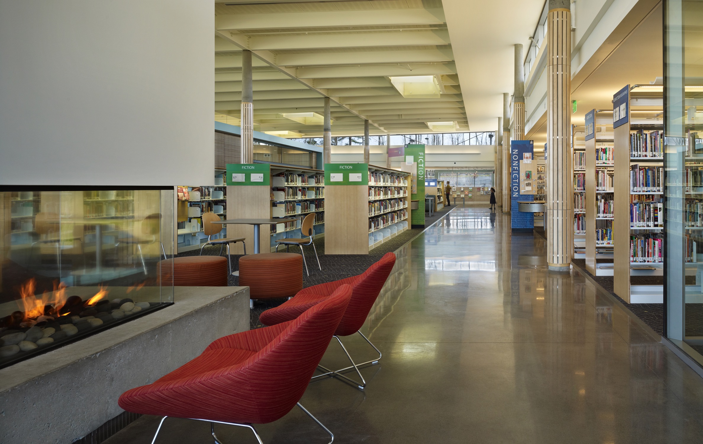 Gallery of Direct Lighting Systems - Stack 117 - 4