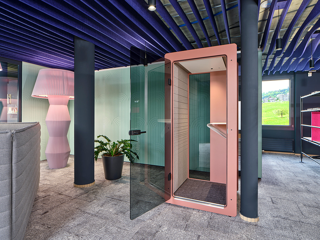 Isolation Pods - Chatpod 185 from Impact Acoustic