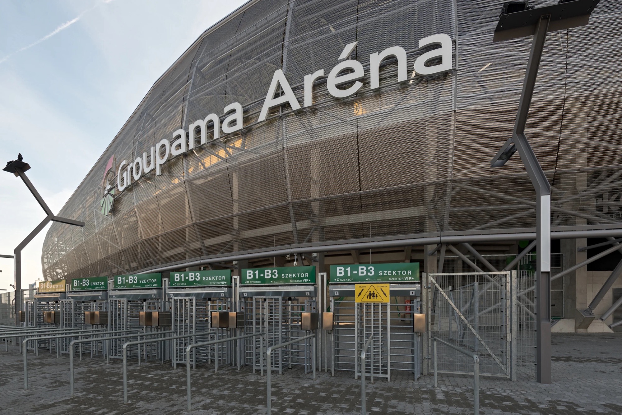 Gallery of Architectural Wire Mesh Model at Stadium FTC - 10