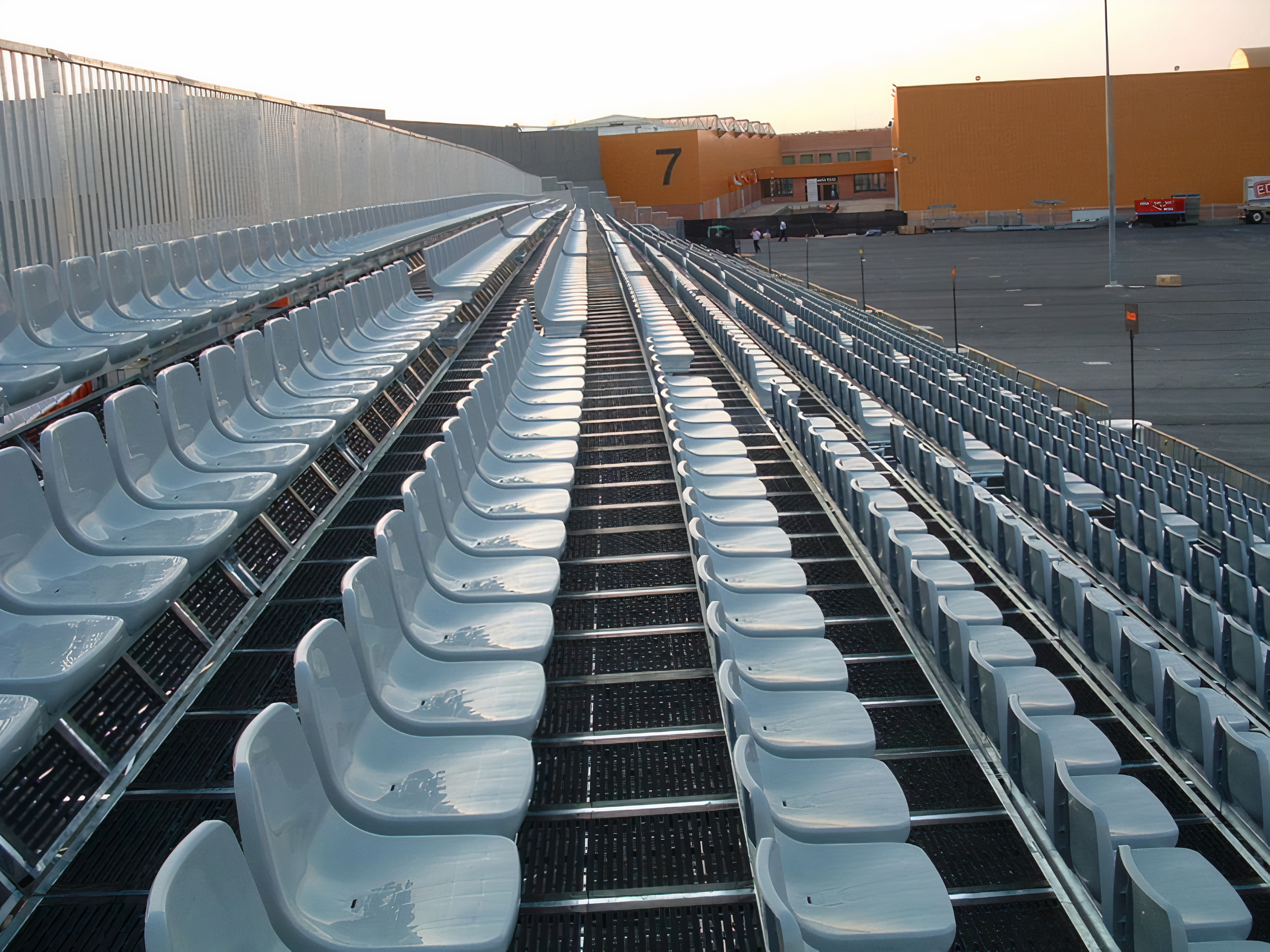 Gallery of Dismountable Bleachers HC - 2