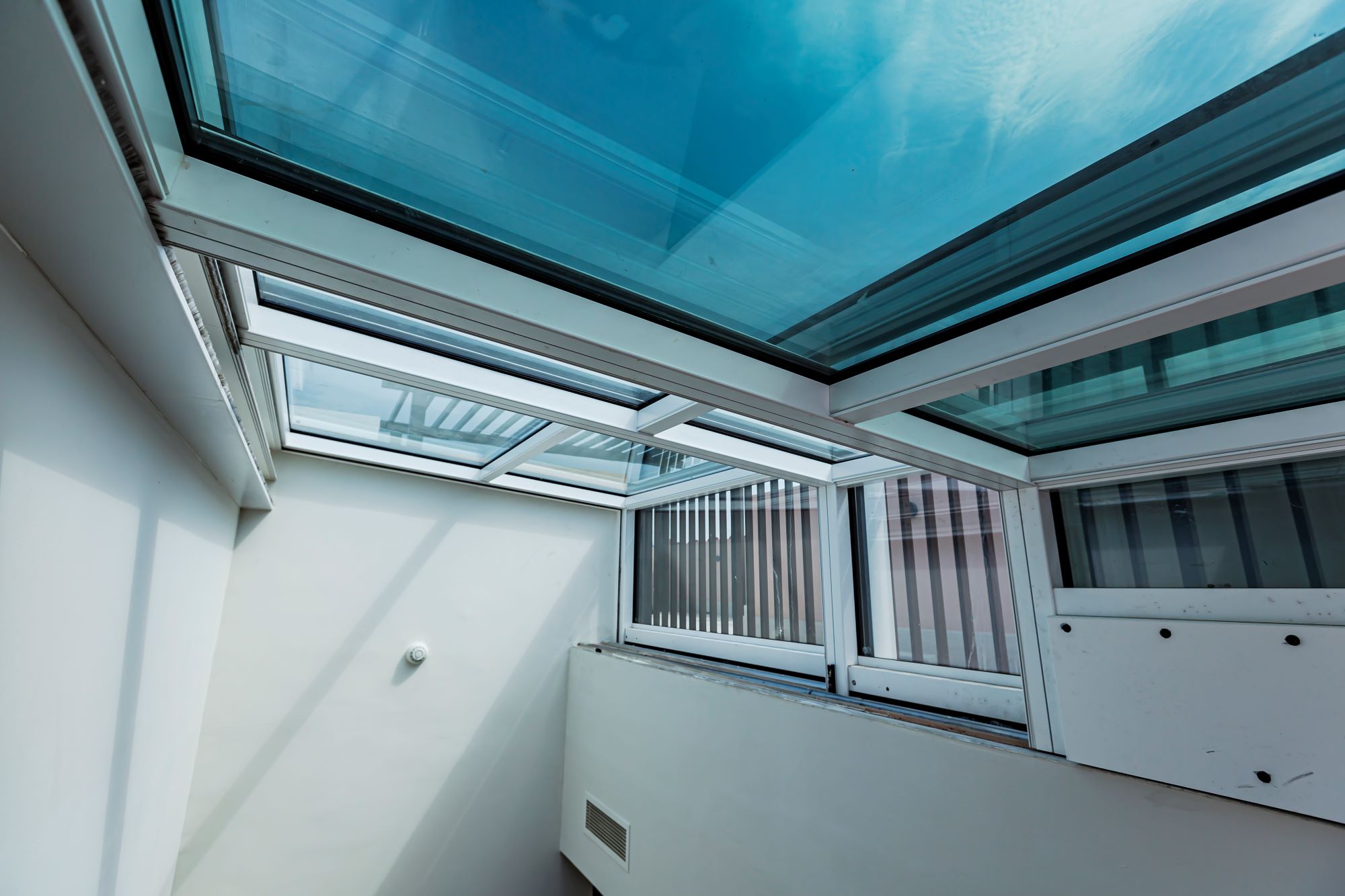 Gallery of Skylight with Retractable Roof Access - LeanTo - 2