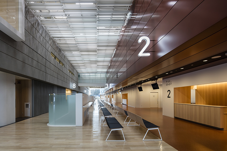 Gallery of Modular Benches at Tachikawa General Hospital - 5