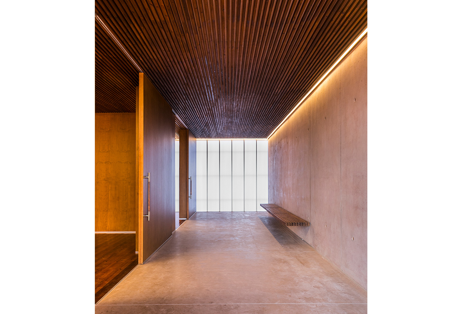 Galeria de Madera termotratada Thermowood para interior - 24