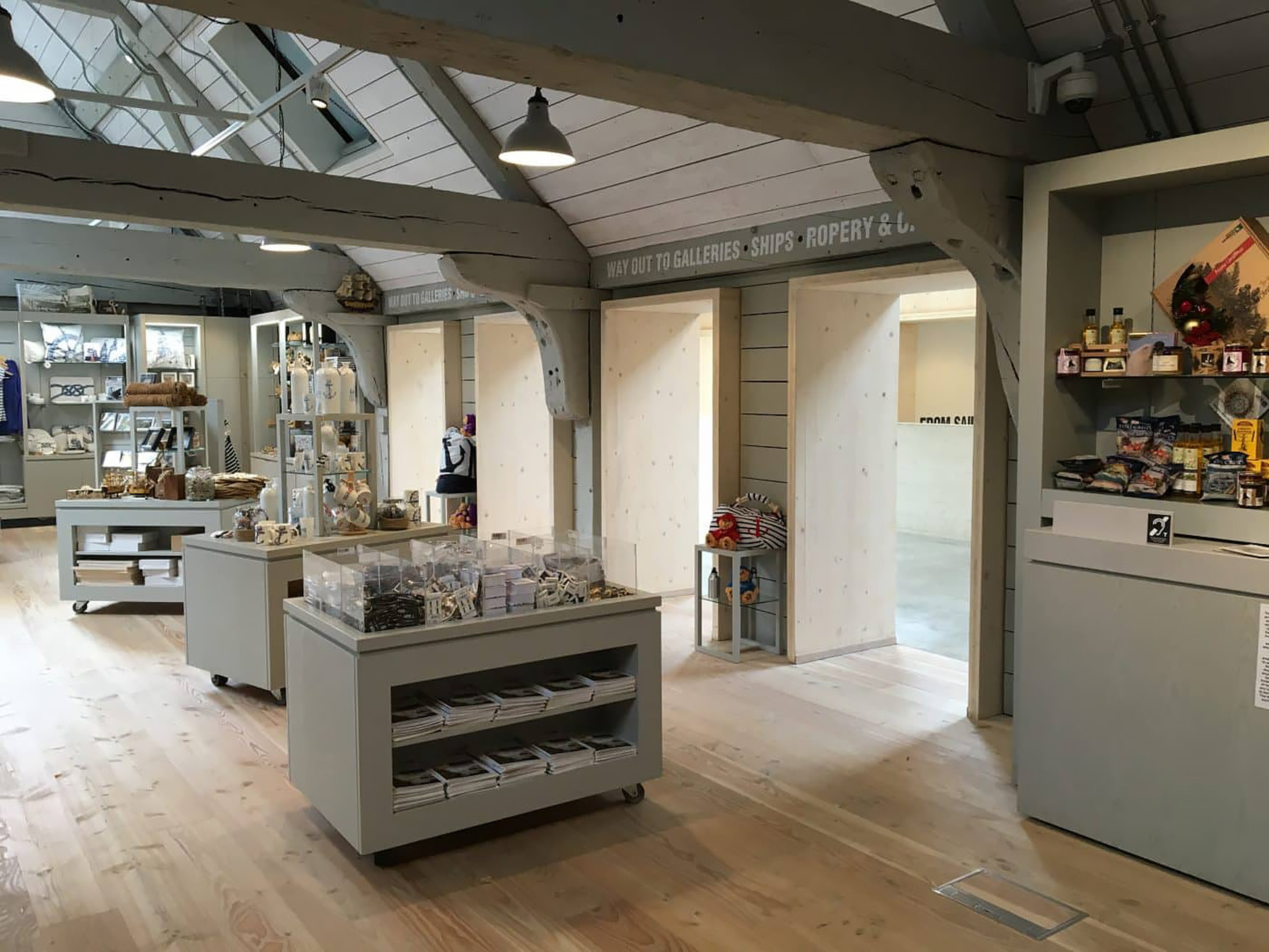 Gallery of Laminated Timber Structure in Maritime Museum - 4