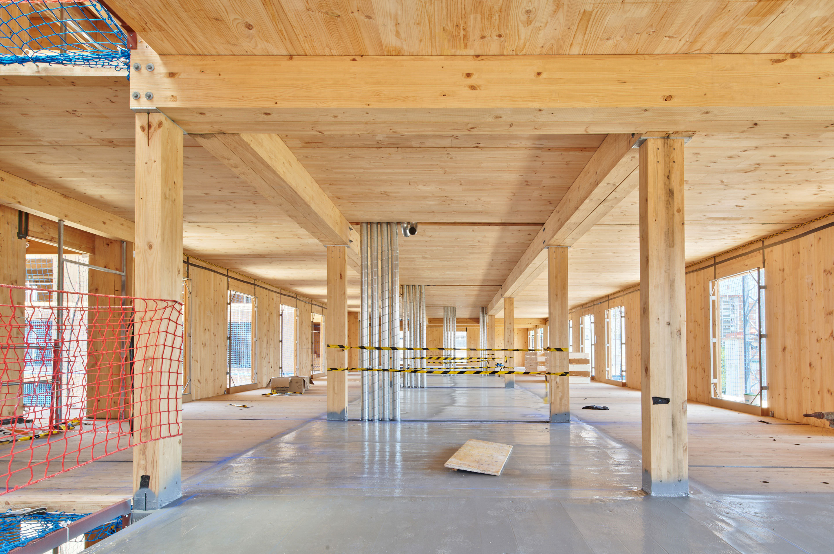 Gallery of Laminated Timber Elements in Barcelona Building - 3