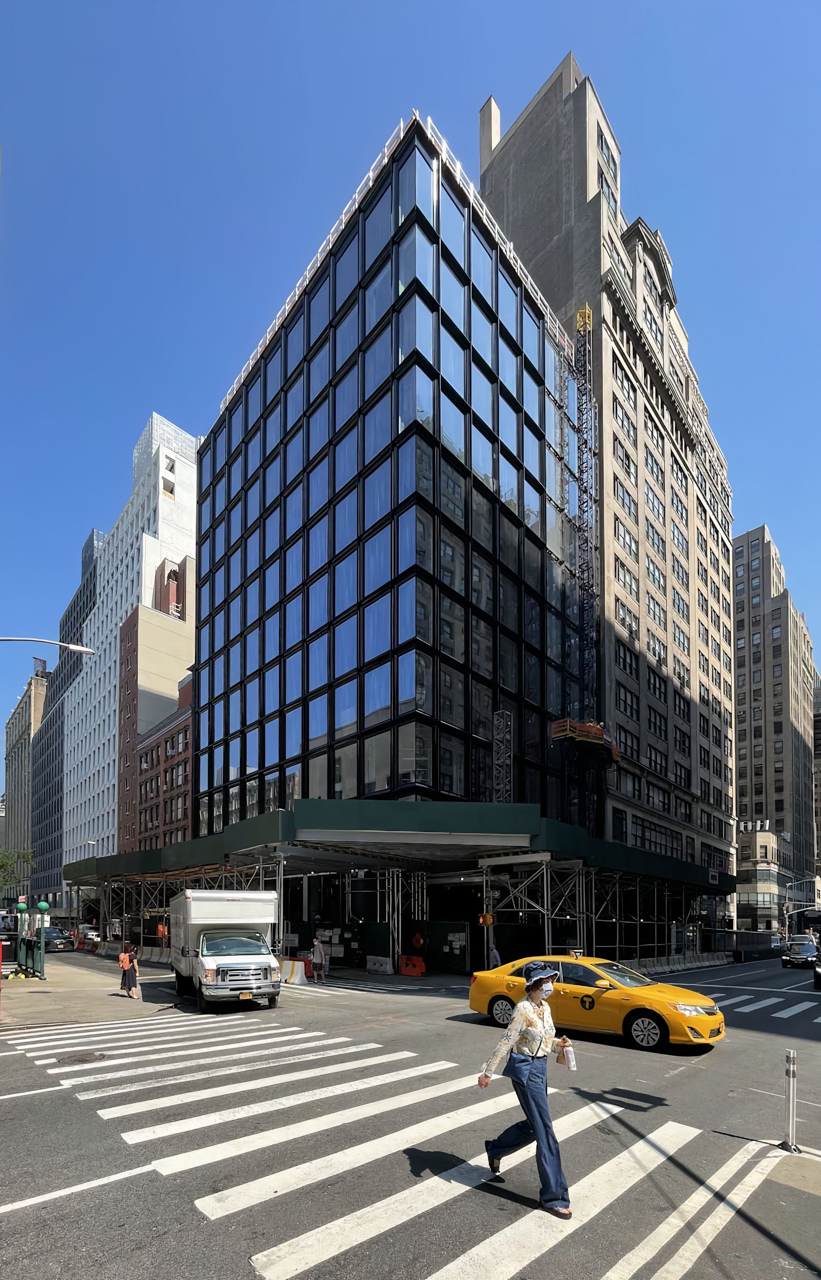 Gallery of Ventilated, Large-format Tiles for Ceramic Facades ...