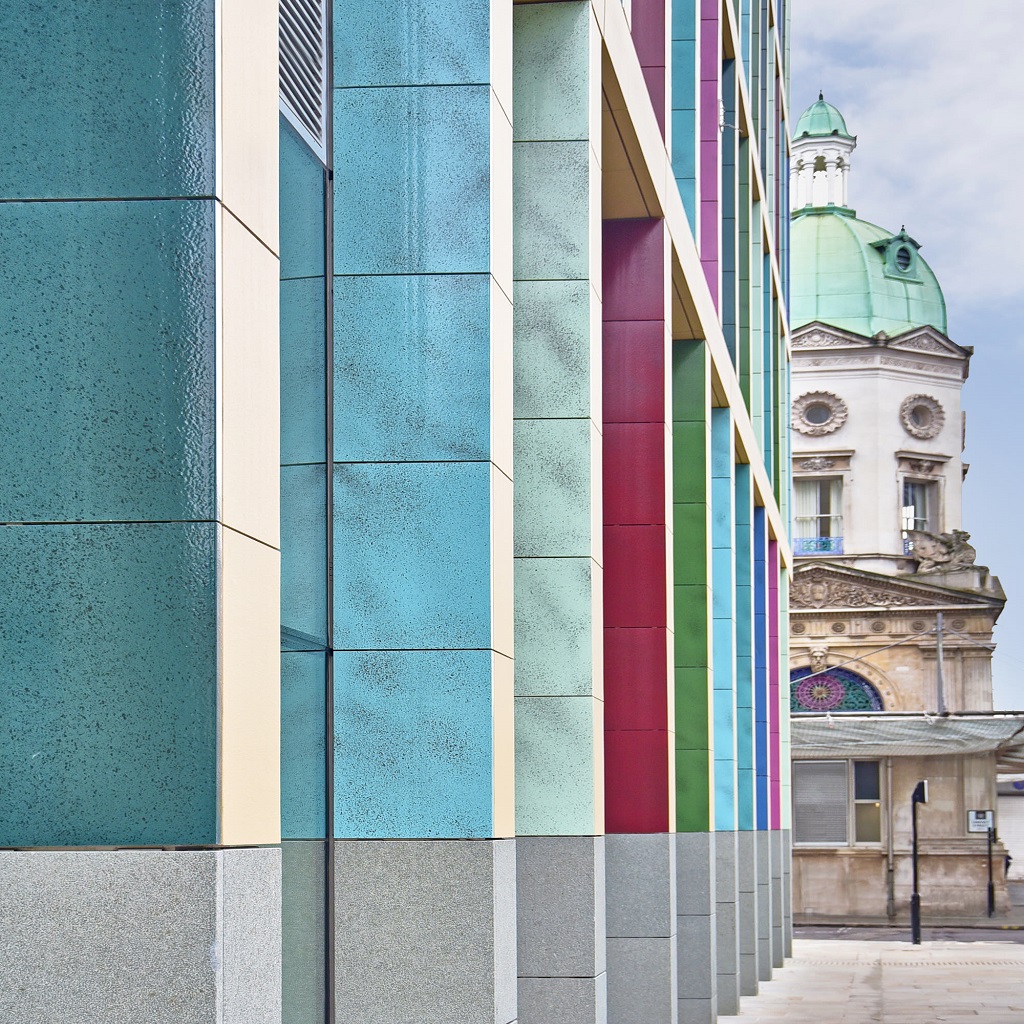 Gallery of BAGUETTE Panels With Custom Glazes at Kaleidoscope Tower - 4