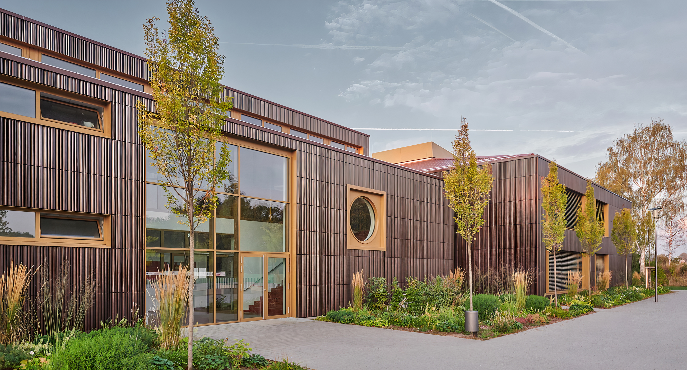 Gallery of Glazed Brick Facade for Martini School | ALPHATON® - 4