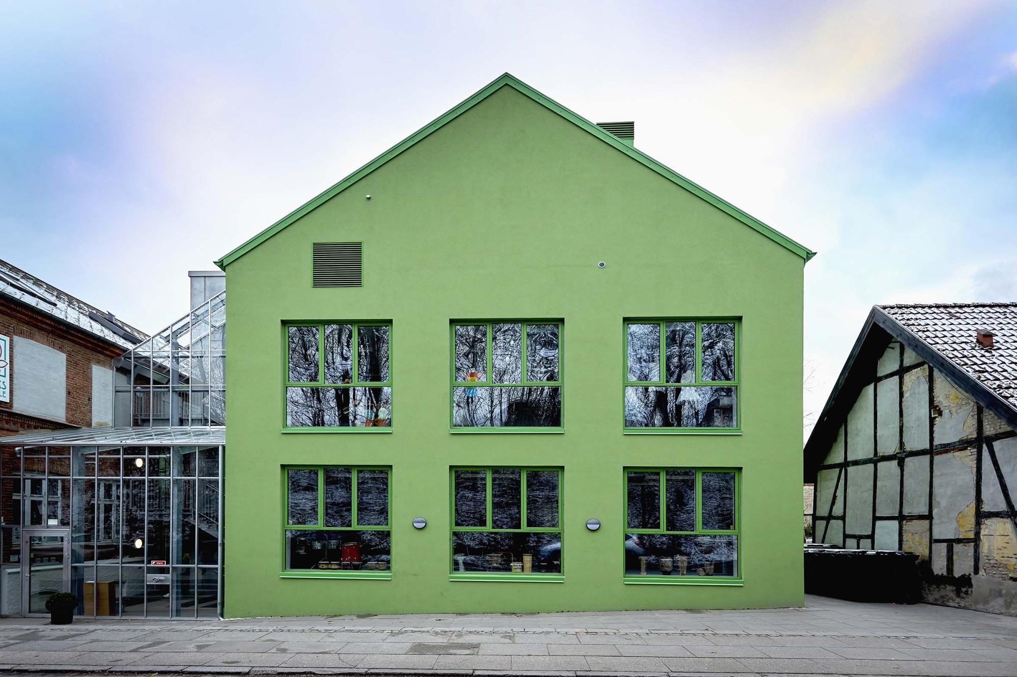 Gallery of Colors for Facades and Interiors - StoColor System - 4