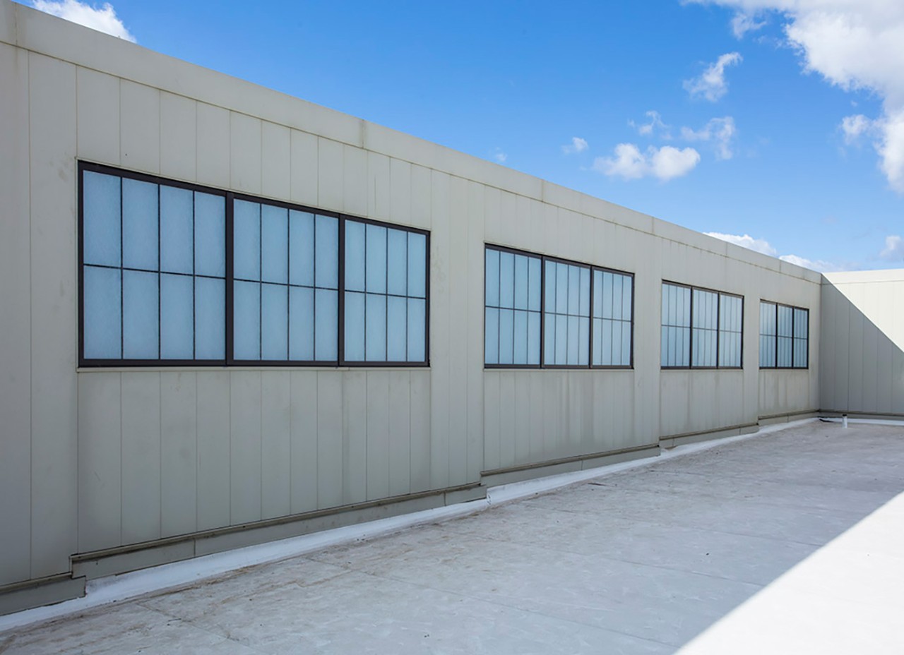 Gallery of Translucent Wall and Roof Assemblies - 9