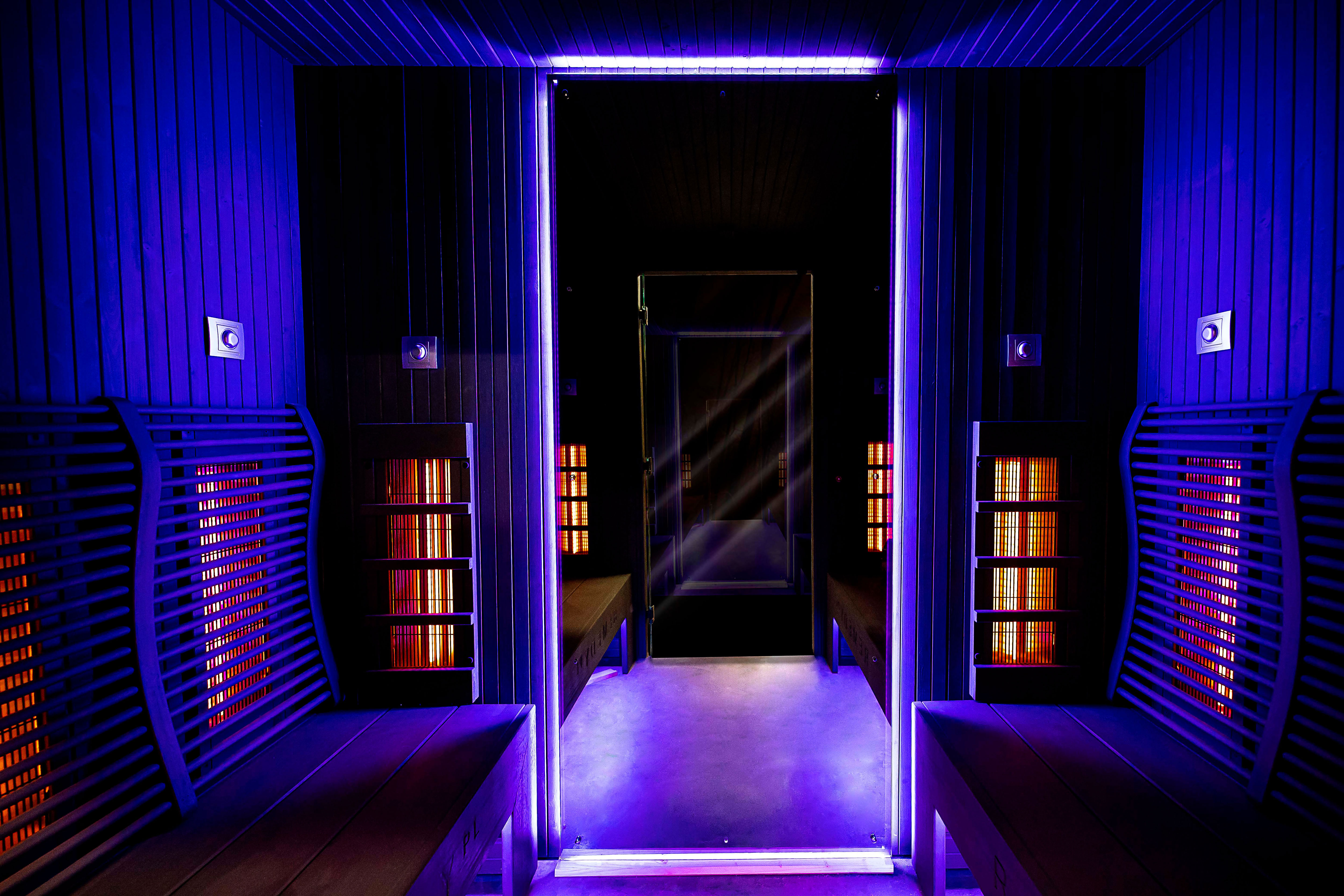Gallery of Infrared Cabins for Remedy Place in New York - 7