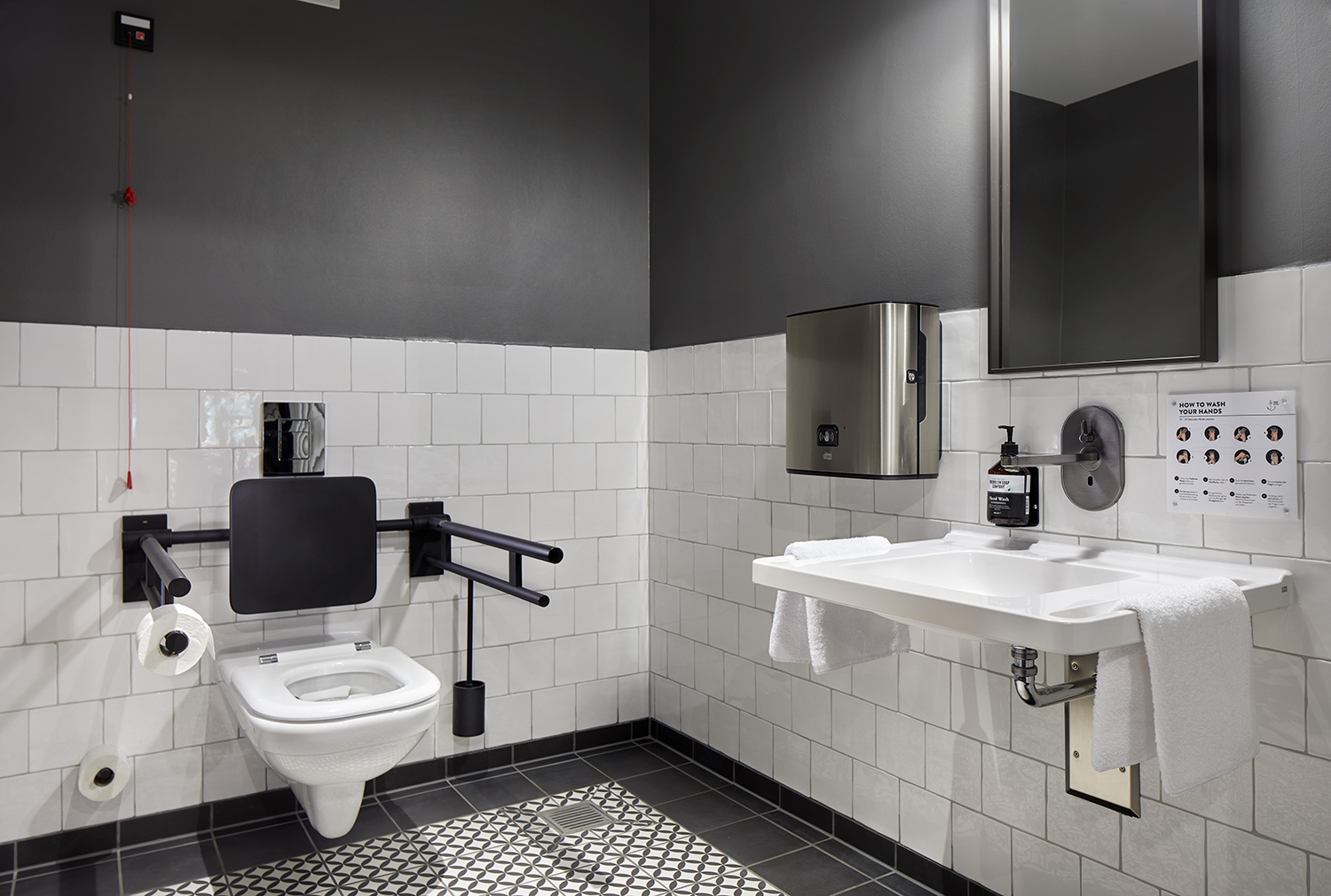 Gallery of Accessible Bathrooms in Seaside Hotel - 7