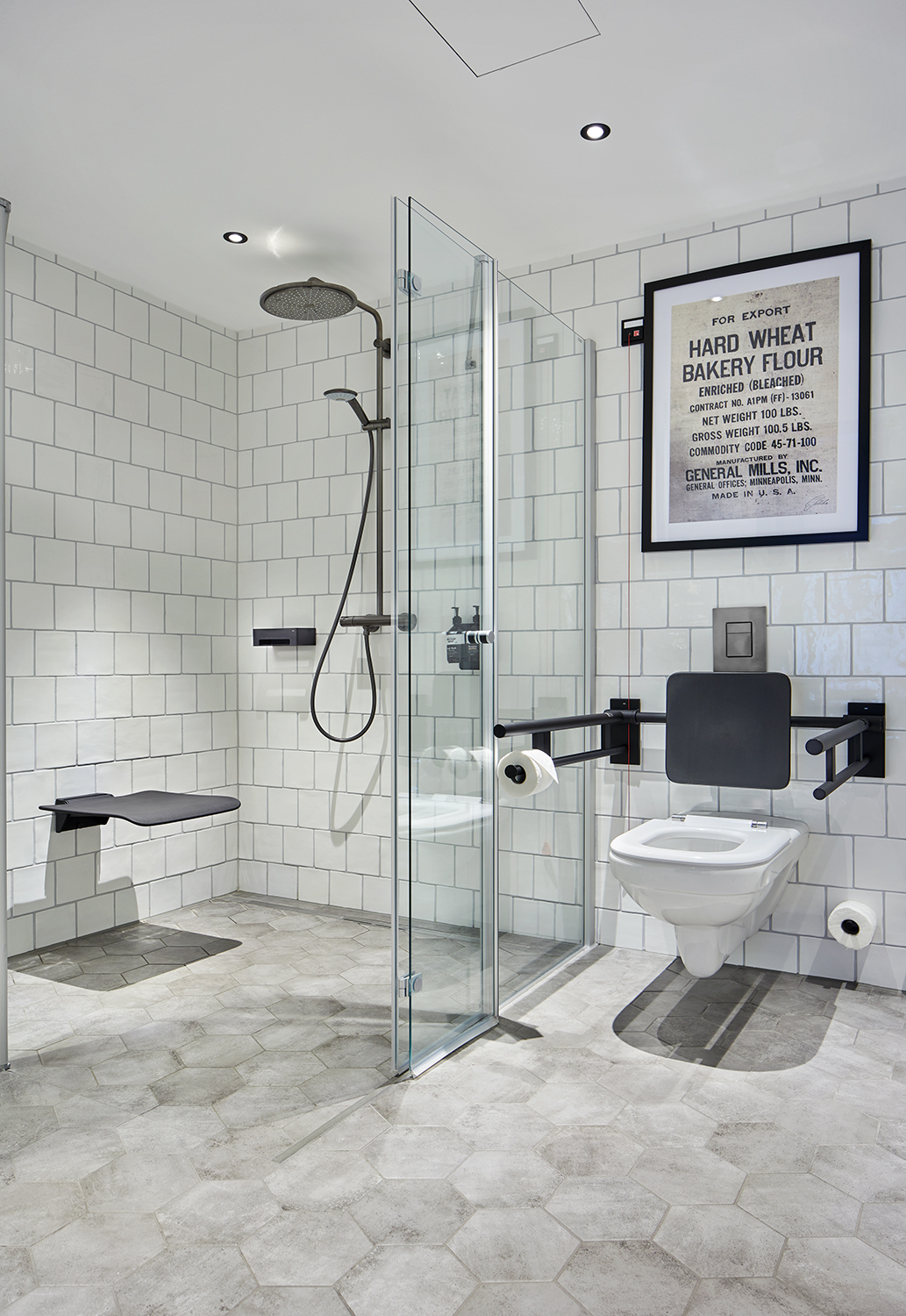 Gallery of Accessible Bathrooms in Seaside Hotel - 5