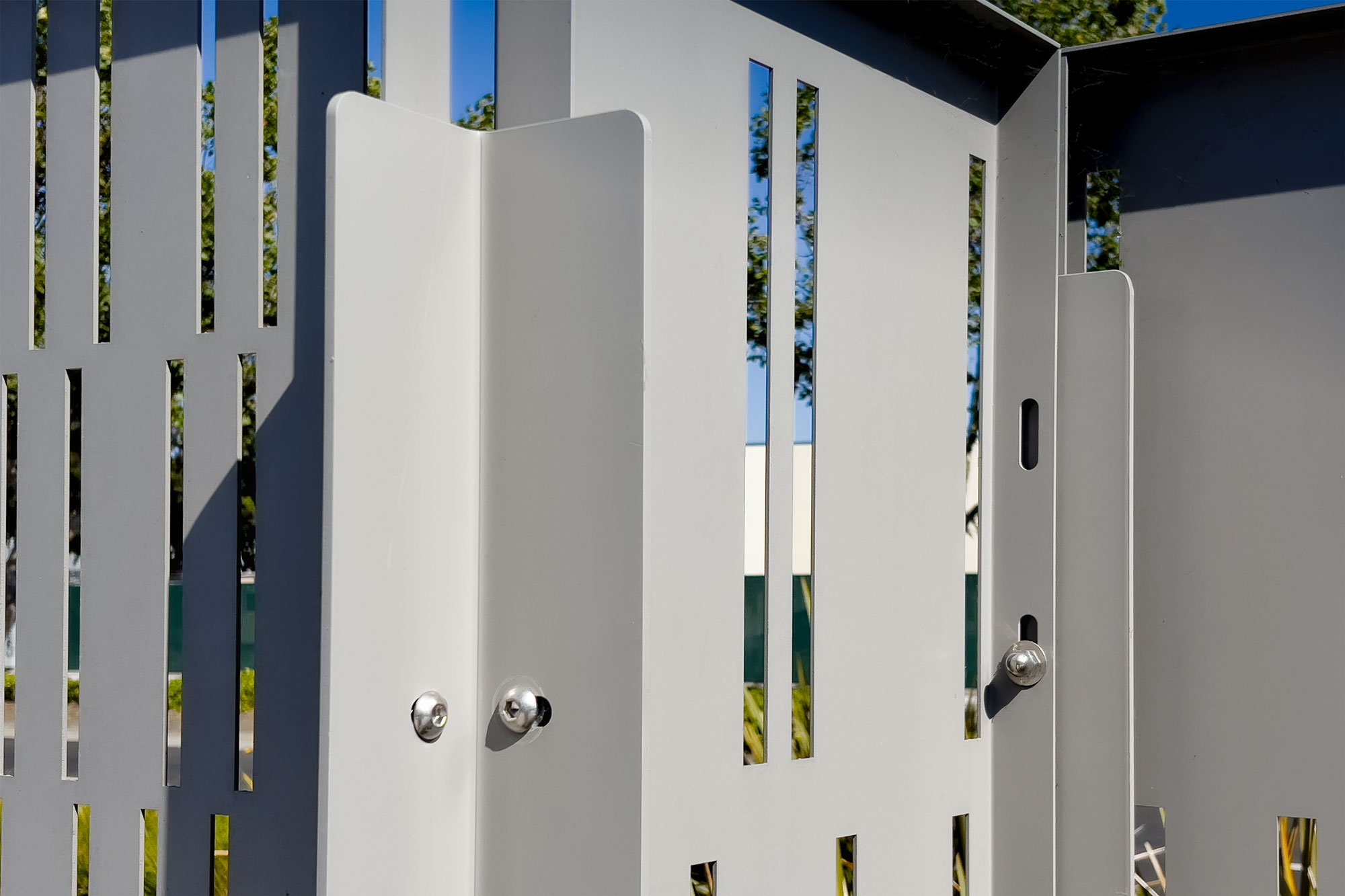 Gallery of Fence Systems at Sequoia Belle Haven - 5