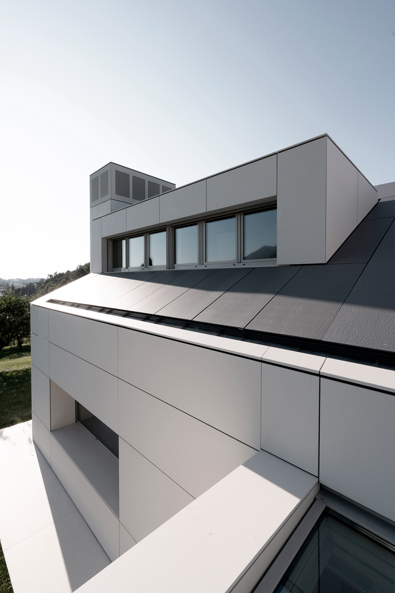 Gallery of Sintered Stone Facades in Italian Villa - 8