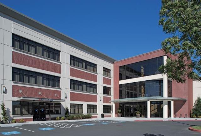 Galeria de Vidrio de baja emisividad Sungate® 400 - 4