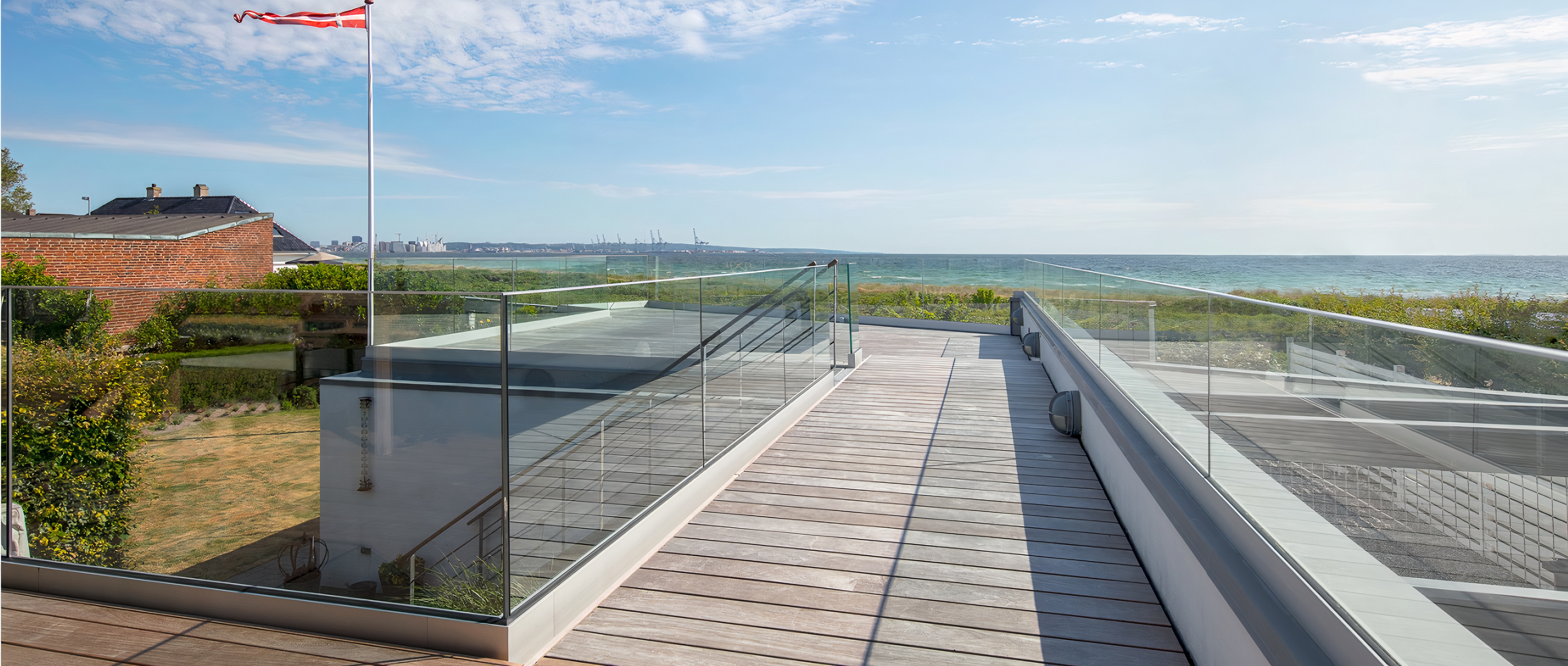 Gallery of EG Up Base Shoe, For Parapets - 2