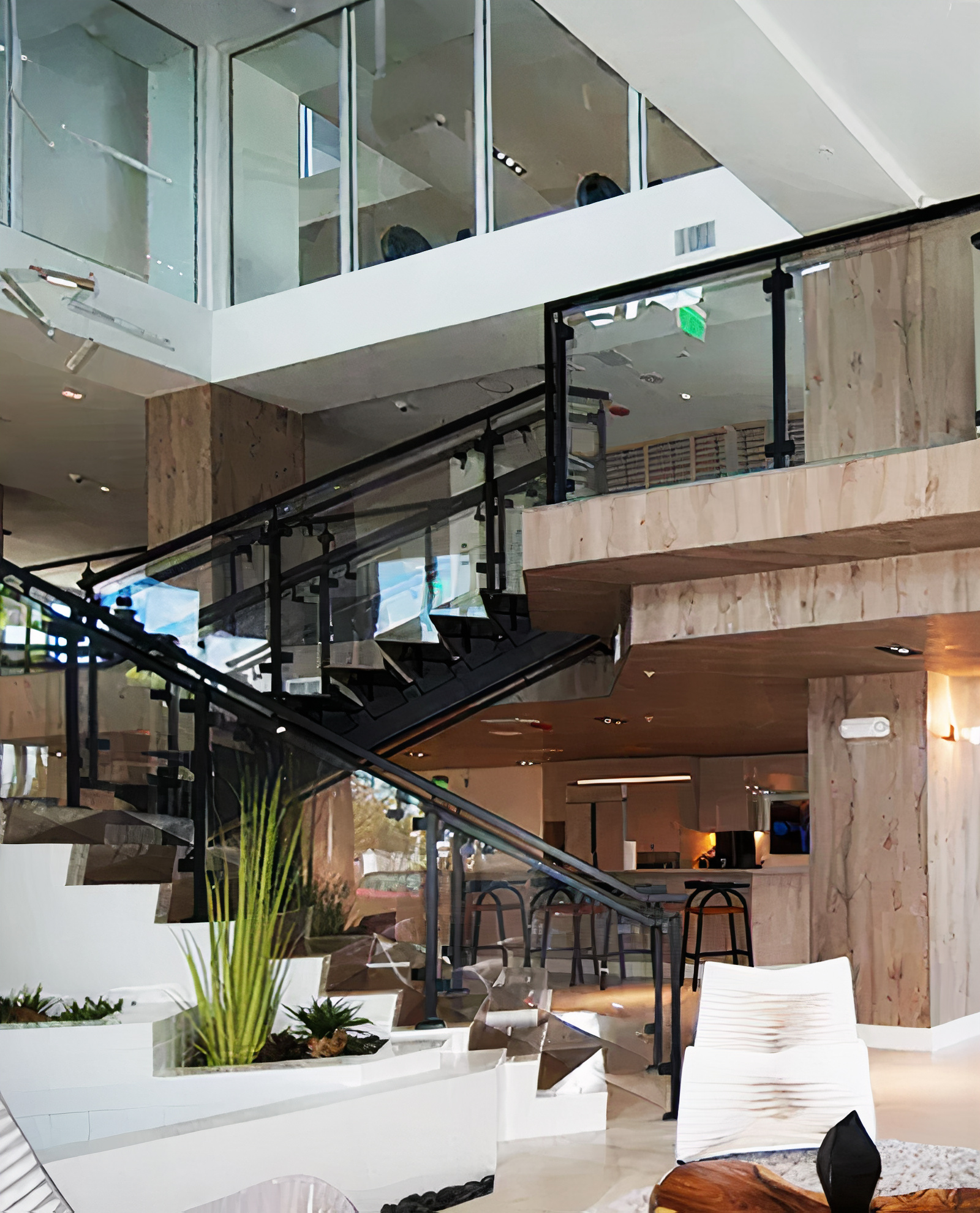 Gallery of Modern Geometric Post & Rail | Square Line - 5