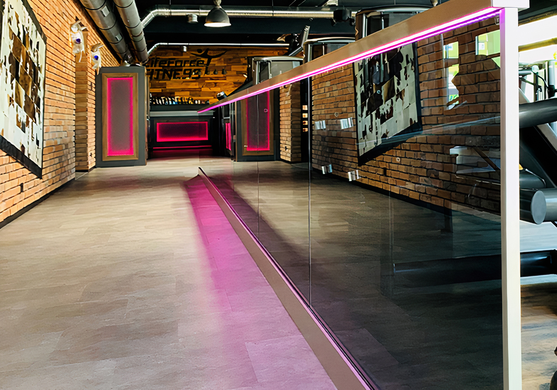 Gallery of Glass Balustrade, Cap Rails - 14