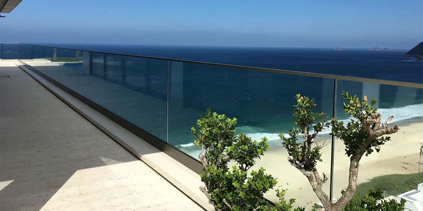 Gallery of Glass Balustrade, Cap Rails - 8