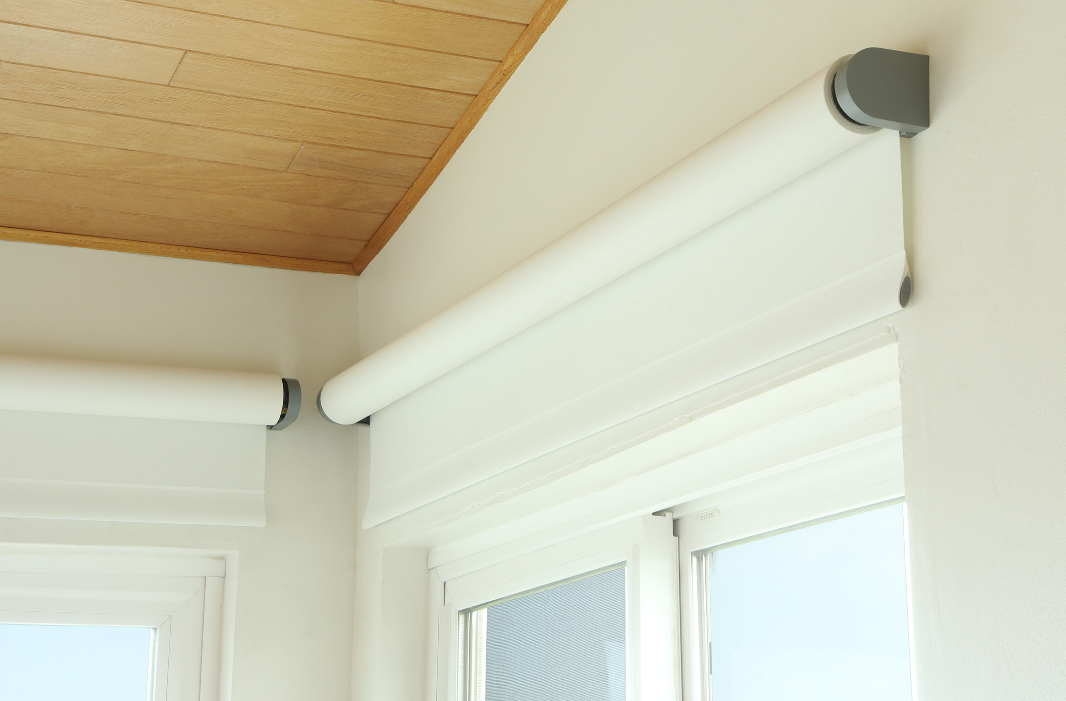 Motorized Window Shades - FlexStyle® from Draper