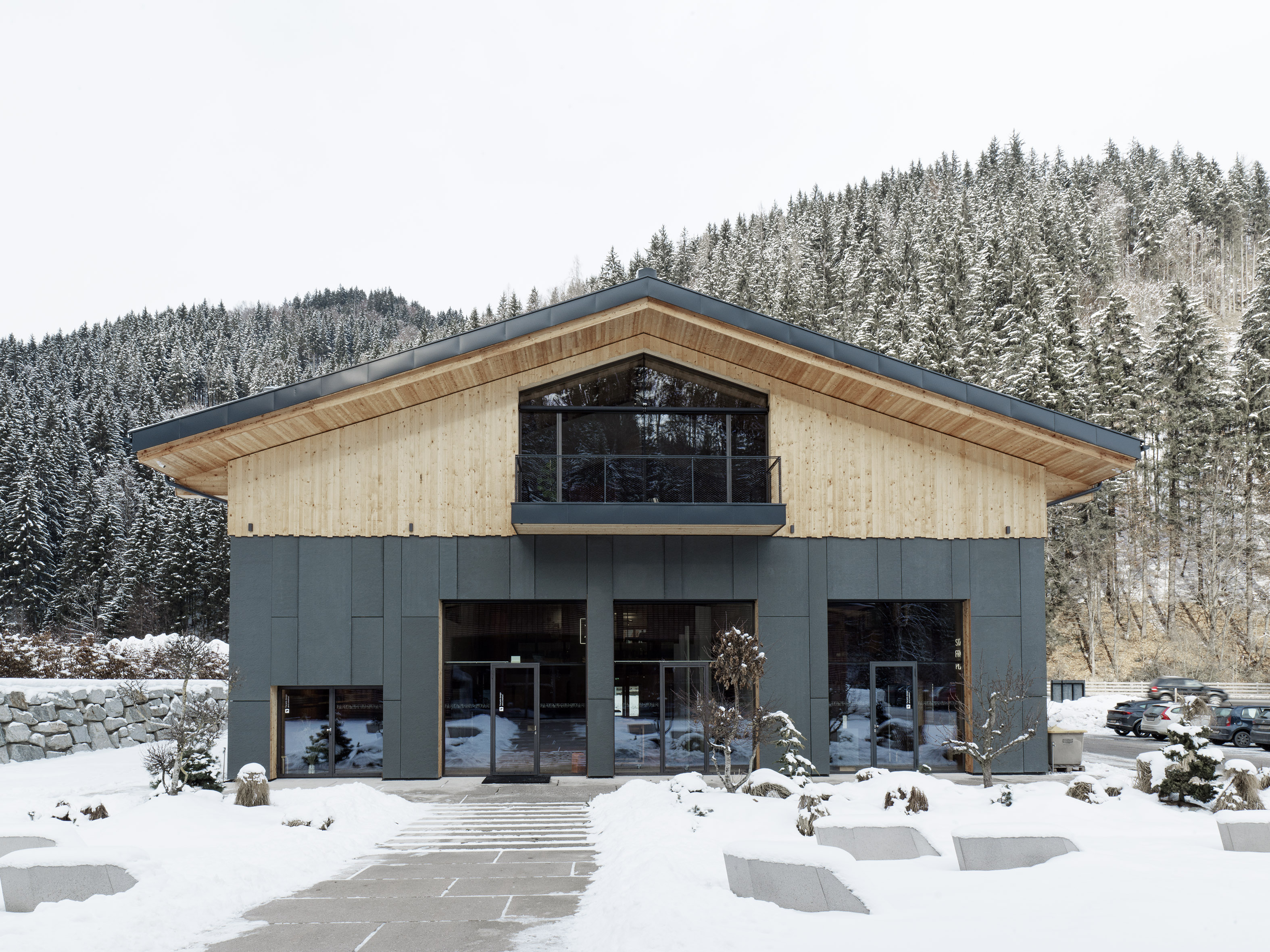 Concrete Facade - slate from Rieder Smart Elements GmbH & Co KG