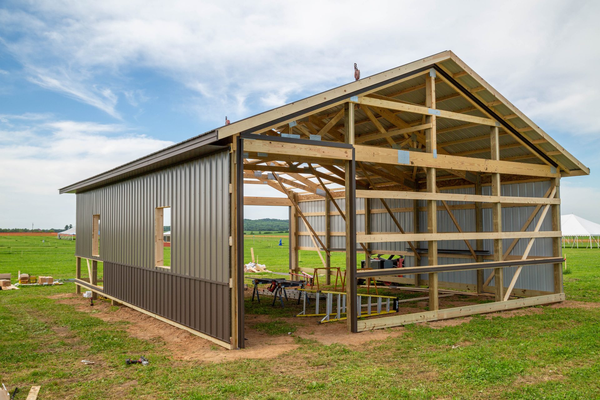 Gallery of Metalic Paneling Barn at Farm Festival - 3