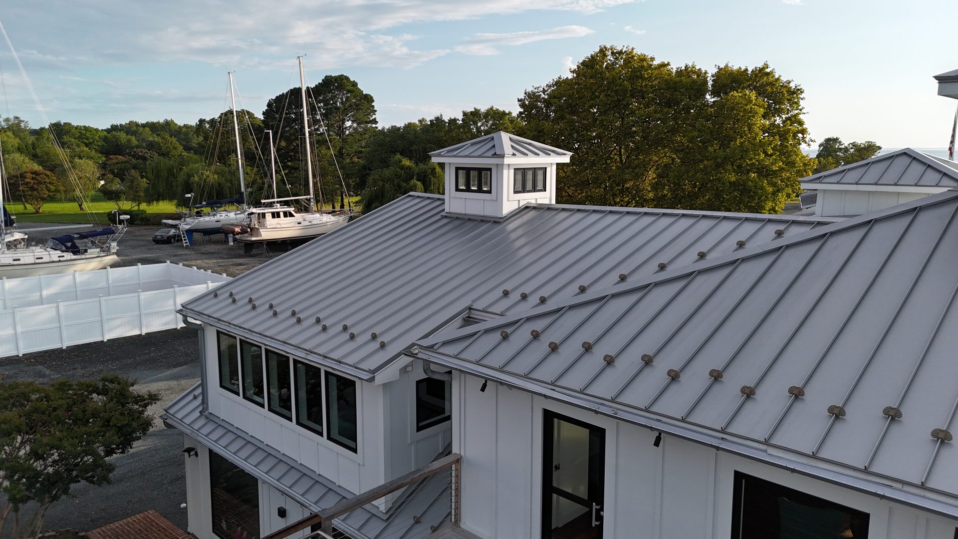 Gallery of Metal Roof Panels at Yachting Center - 4