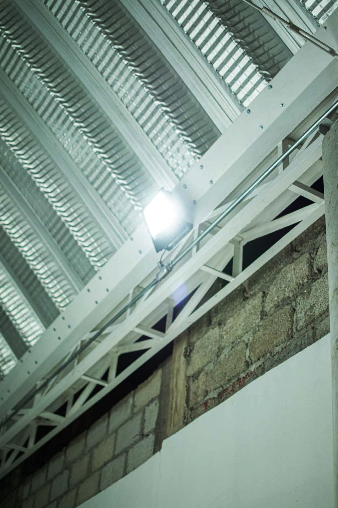 Galeria de Reflectores para exteriores - 3