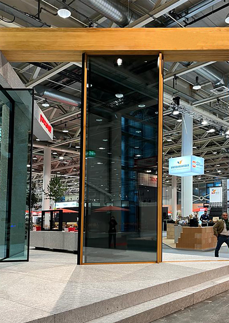 Gallery of Minimalist Window - ah! Superwood - 2