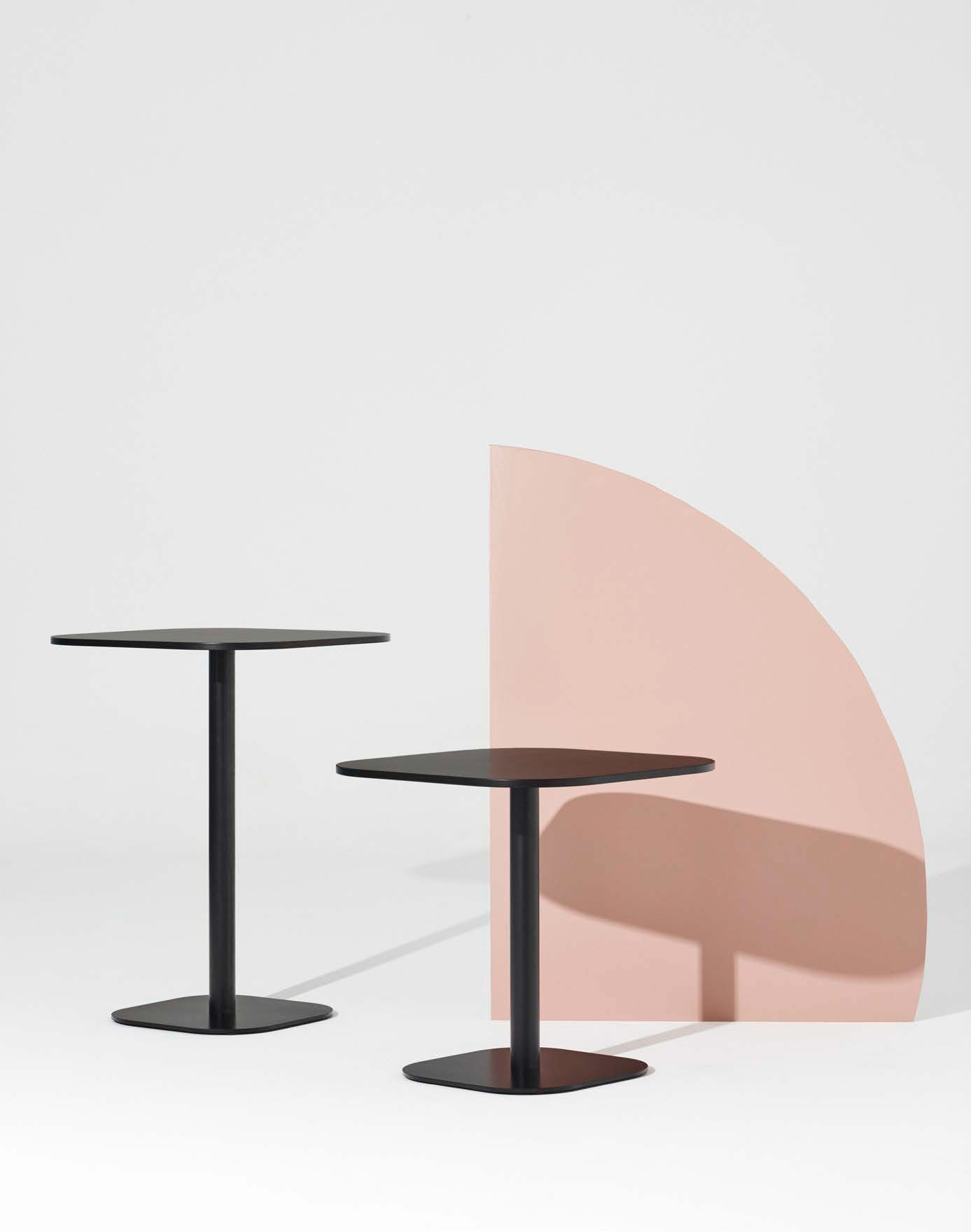 Gallery of Table | FOOT - 4