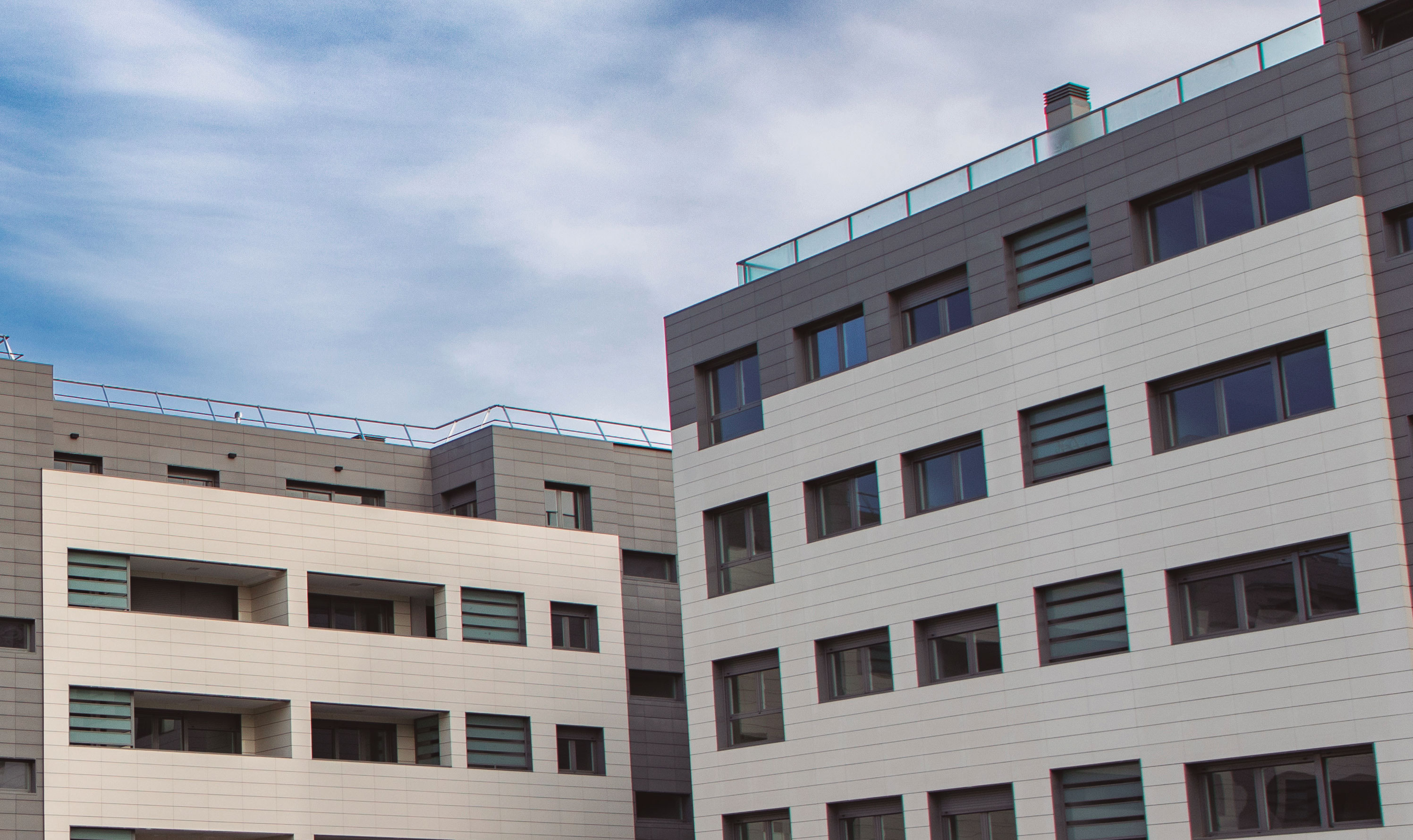 Gallery of Facade Fixing Systems - Plus System - 3