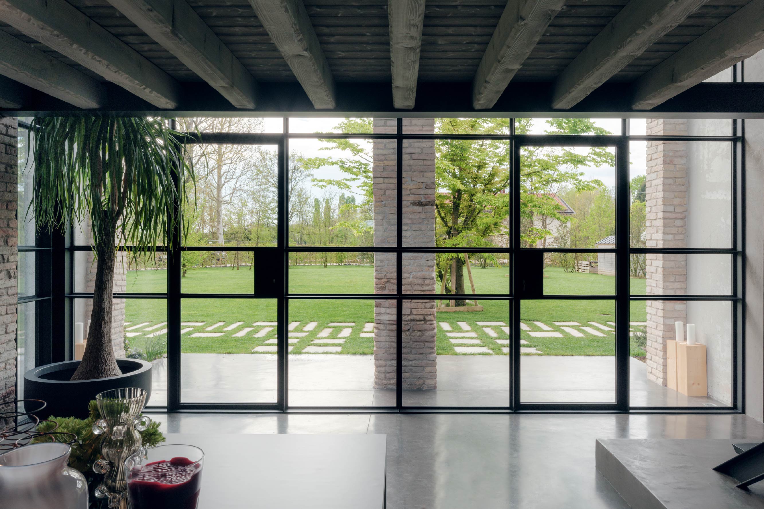 Gallery of Window Systems - T42 TB - 5