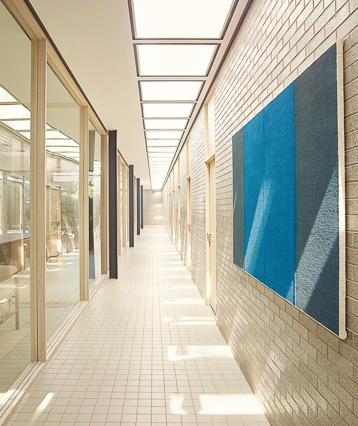 Gallery of Modern Furniture in Johnson's Schlumberger Building - 12