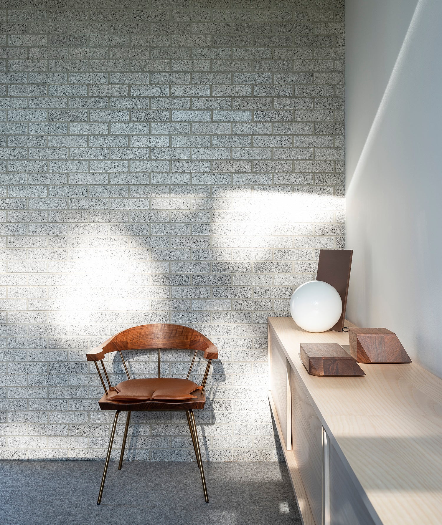 Gallery of Modern Furniture in Johnson's Schlumberger Building - 3