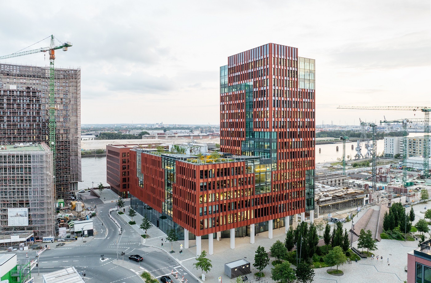 Gallery of Modular Tile Facade at the Edge ElbSide - 1