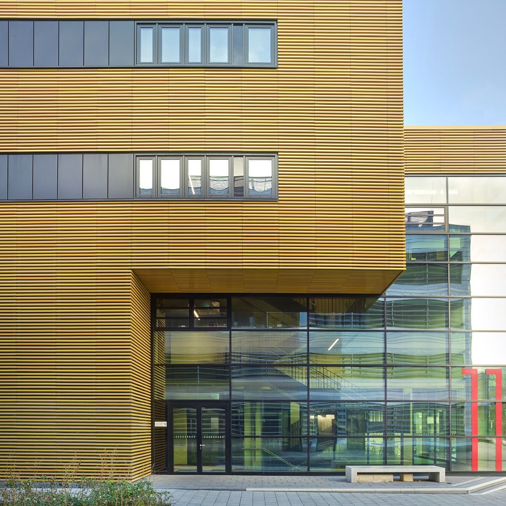 Gallery of Tubular Ceramic Facade at University in Düsseldorf - 4