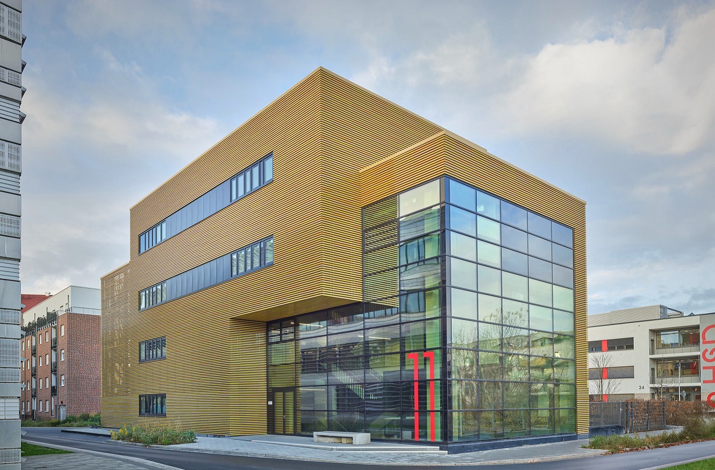 Tubular Ceramic Facade at University in Düsseldorf from MOEDING