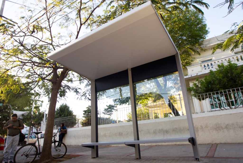 Paradas de autobús de BKT mobiliario urbano