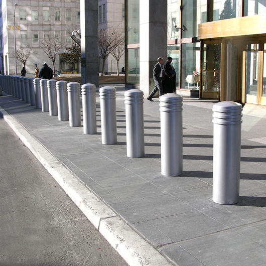 Decorative Bollards With Chains | Shelly Lighting