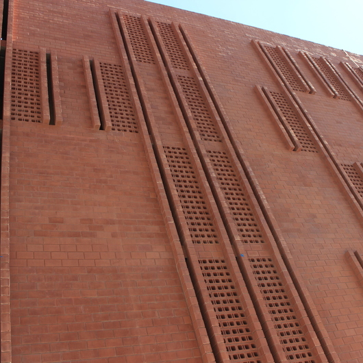 Galeria de Ladrillo Aparente acabado rústico - 20