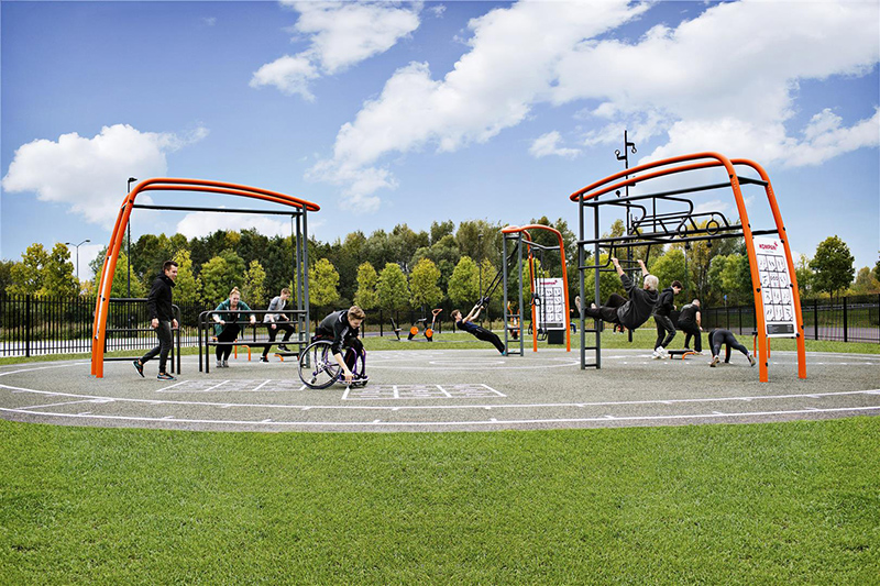 Equipamiento deportivo KOMPAN® Cross Training de Urbanplay